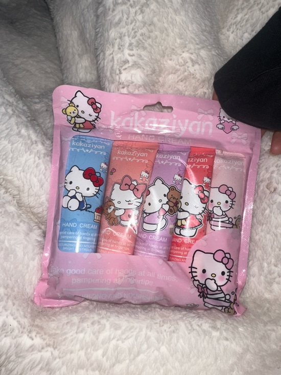 kakaziyan | Bath & Body | Hello Kitty Hand Cream Gift Set Pink | Poshmark